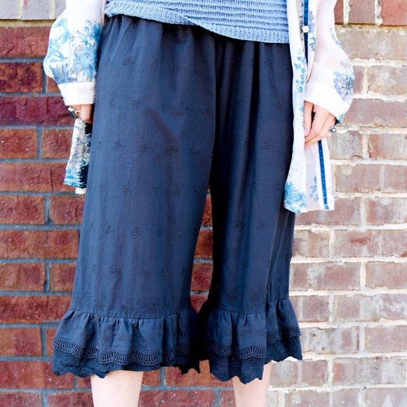 Jaded Gypsy | Pants & Jumpsuits | Jaded Gypsy Charcoal Bloomers Small ...